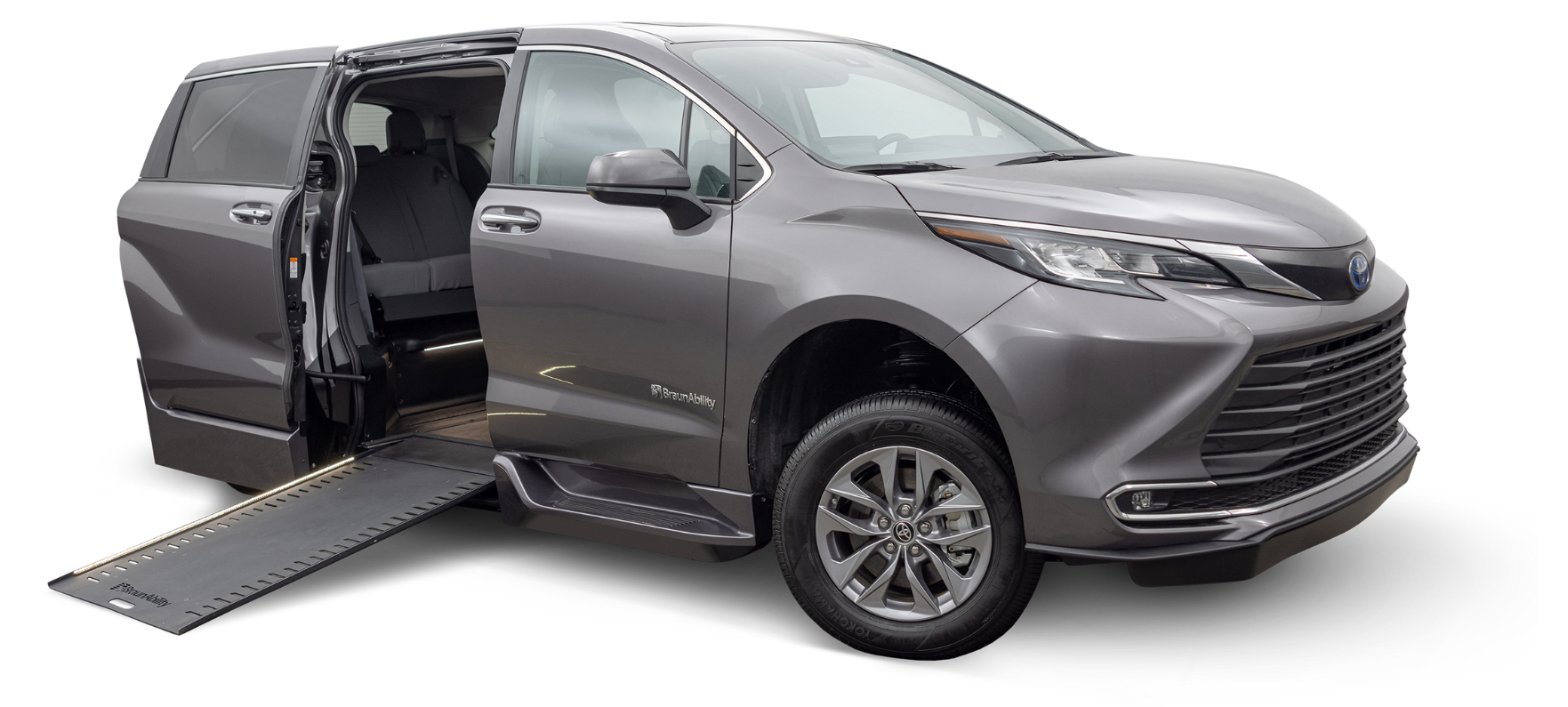 Toyota Sienna Wheelchair Van - BraunAbility Power In-Floor